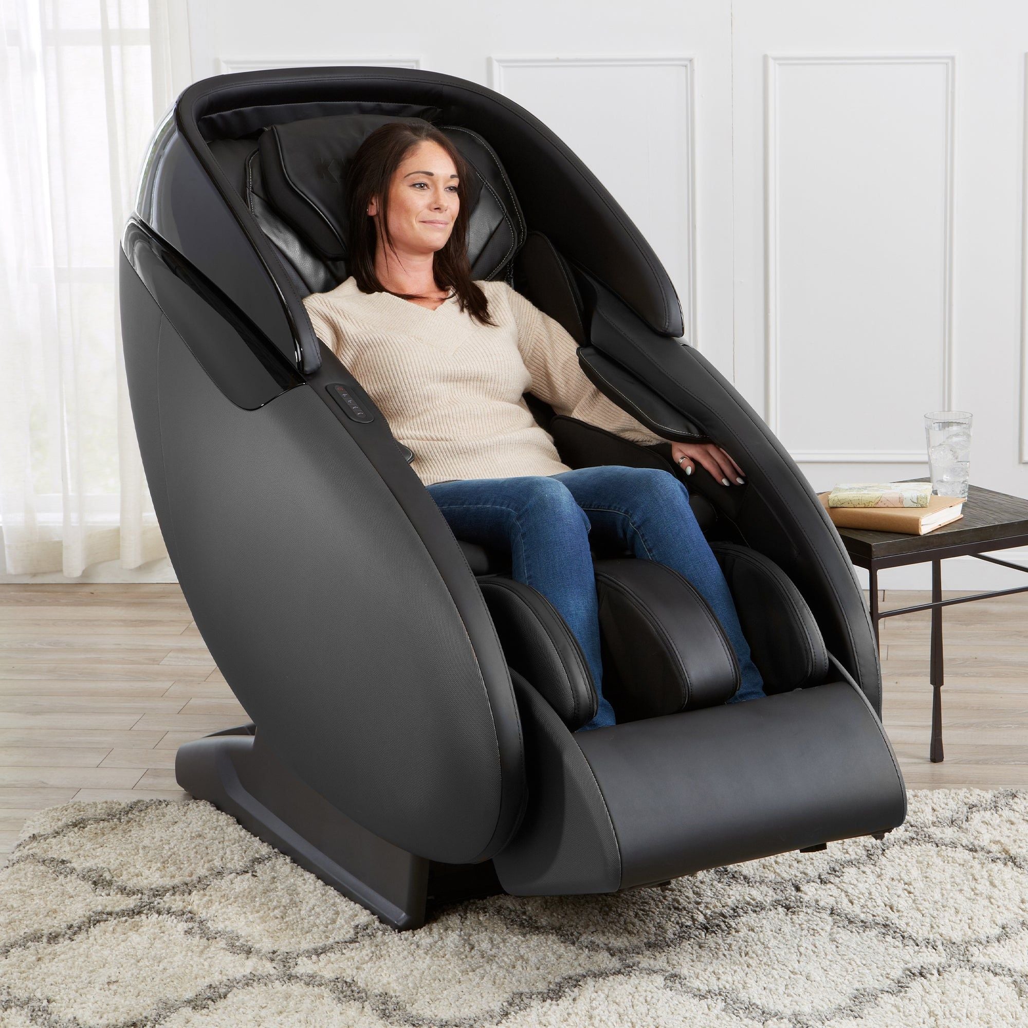 Kyota Kaizen M680 4D Massage Chair - Certified Pre Owned — Mediriser