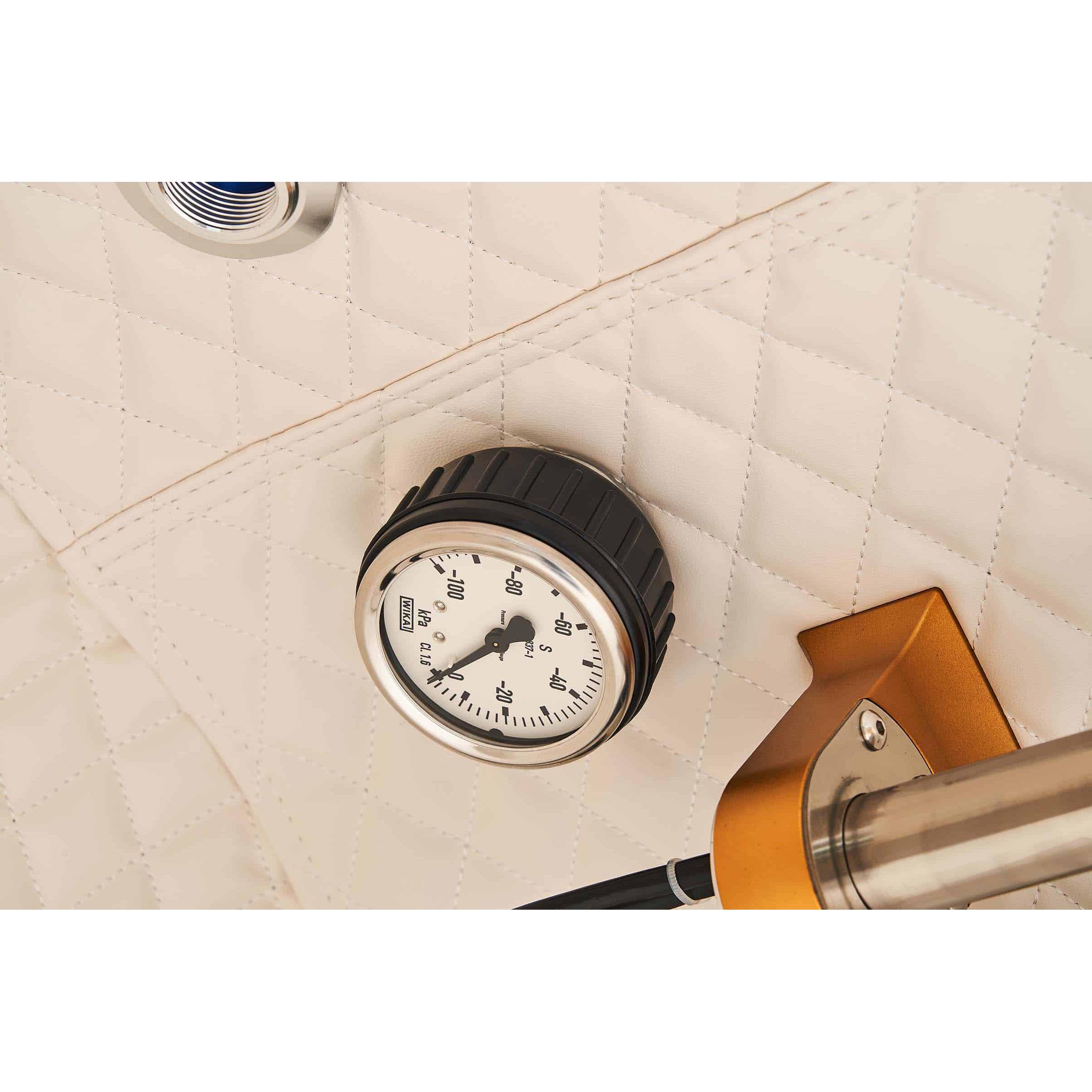 Oxygen Health Systems 34 Inches Hard Shell 2 ATA Hyperbaric Oxygen Cha ...